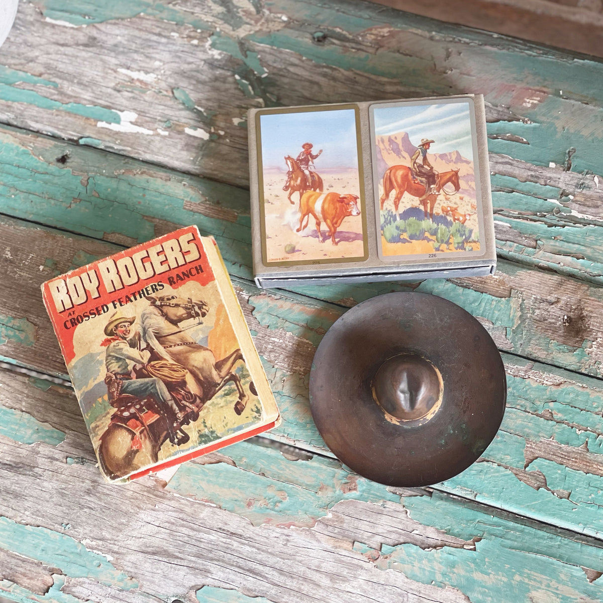 Assorted vintage western items – www.rawhidenrosesboutique.com